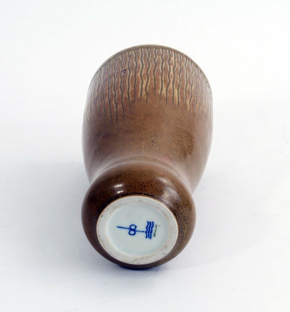 Vase with pattern by Gerd Bogelund N8515 - Freeforms